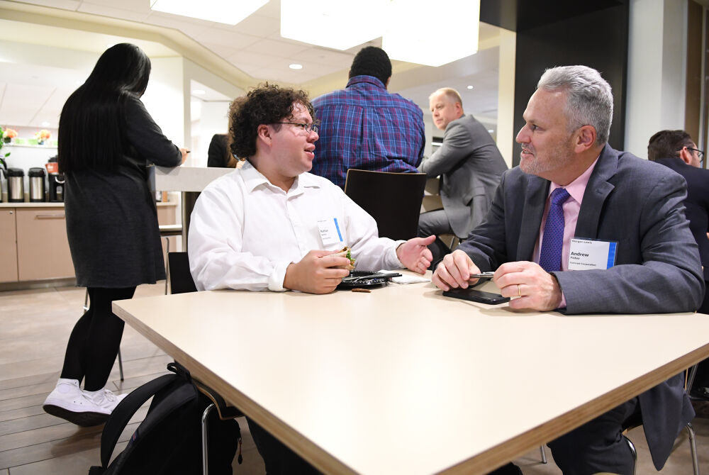 Employees Share Legal Expertise to Help Entrepreneurs Succeed