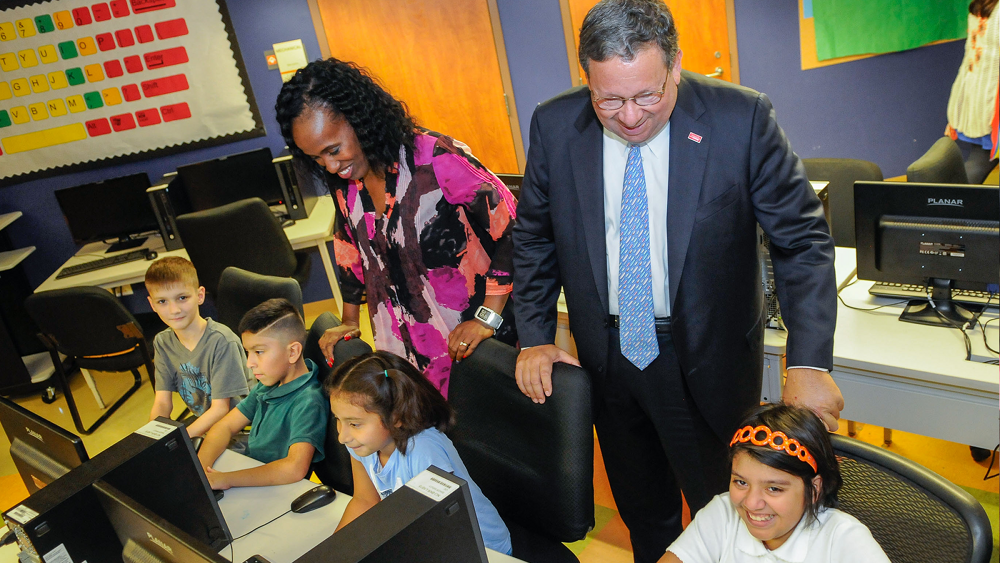 California Is The #1 State In The Nation To Close The Digital Divide ...