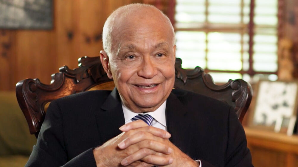 A Pioneering Physician Rewrites Textbooks and Promotes Equity in Medicine