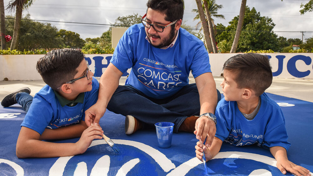 Comcast NBCUniversal Celebrates 18th Annual Comcast Cares Day