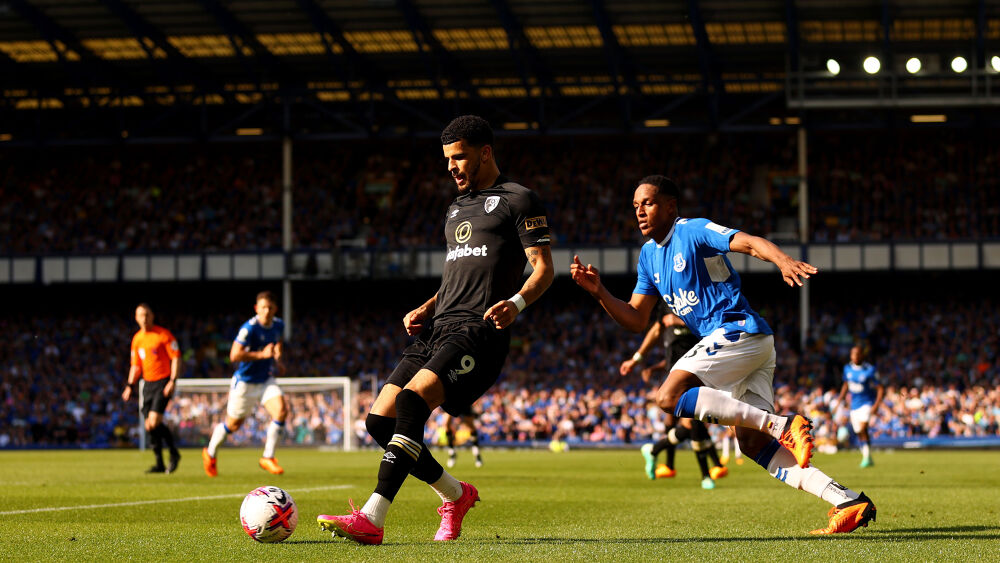 Sky Secures Broadcasting Rights to Premier League in New 4 Year Deal